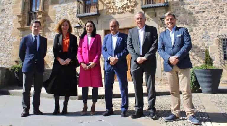 Ucomur visita junto al Gobierno regional varios organismos de la ...